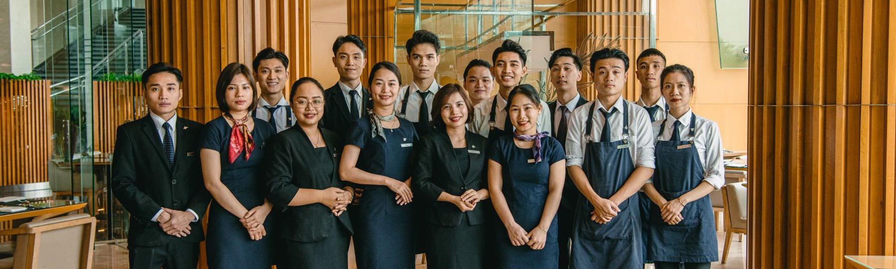 Địa Điểm & Liên Hệ | Nhà Hàng JW Café